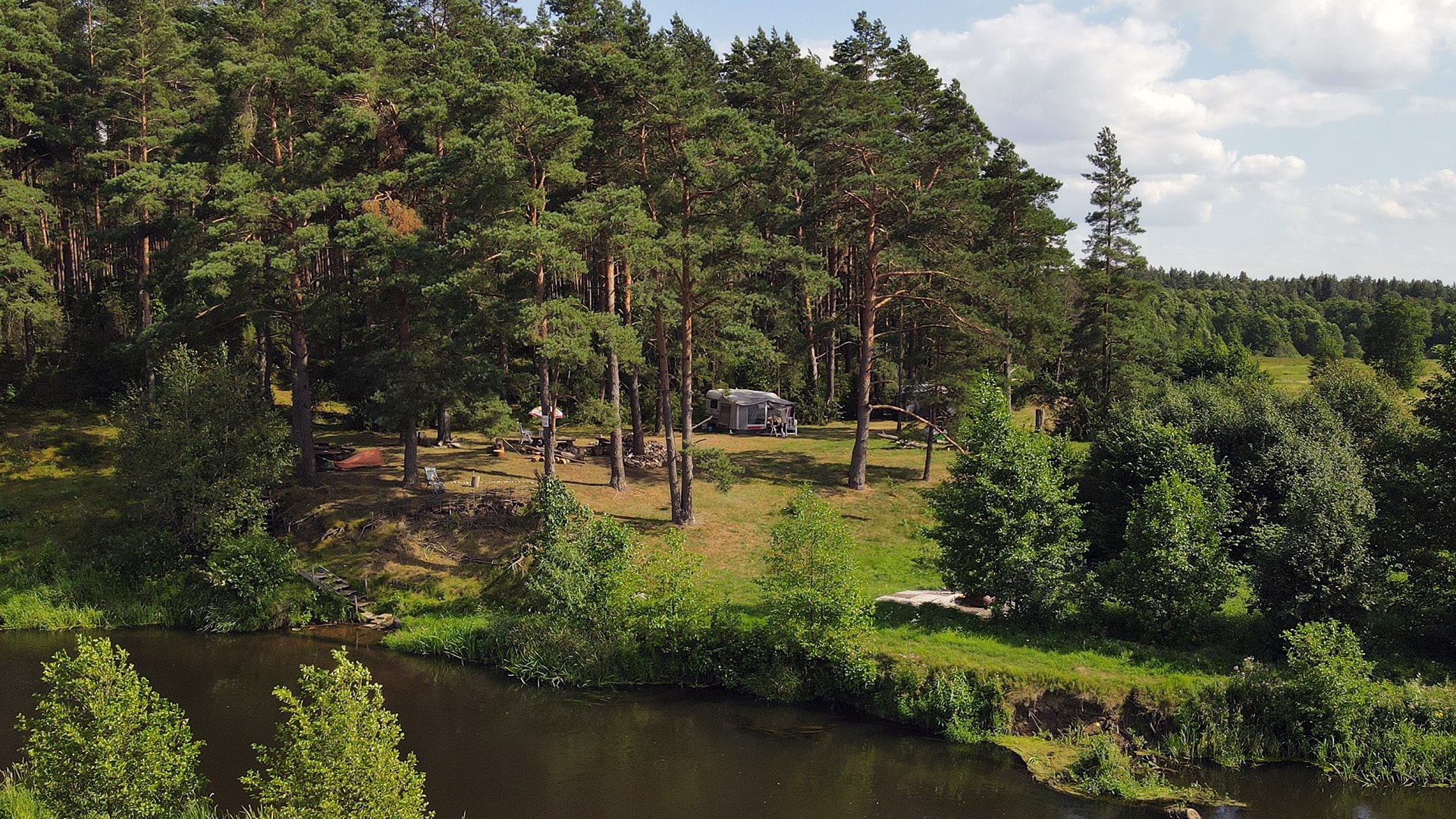 AV Merkio kalnelis pasiūlymas - wowstays.lt